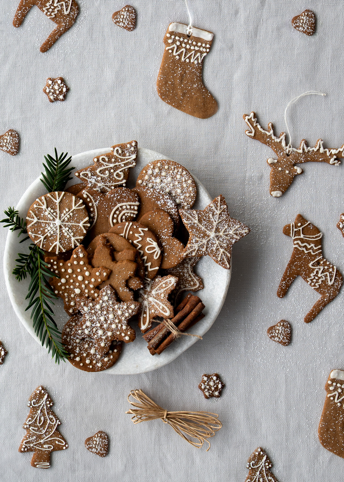 Pepparkakor - Swedish Ginger Thins - Nordic Kitchen stories